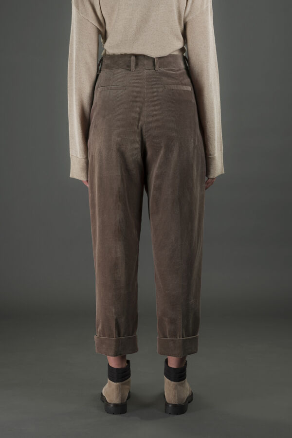 RUTH-SVT en CASTAGNA: Pantalones de lujo italiano para Mujer | MooRER®